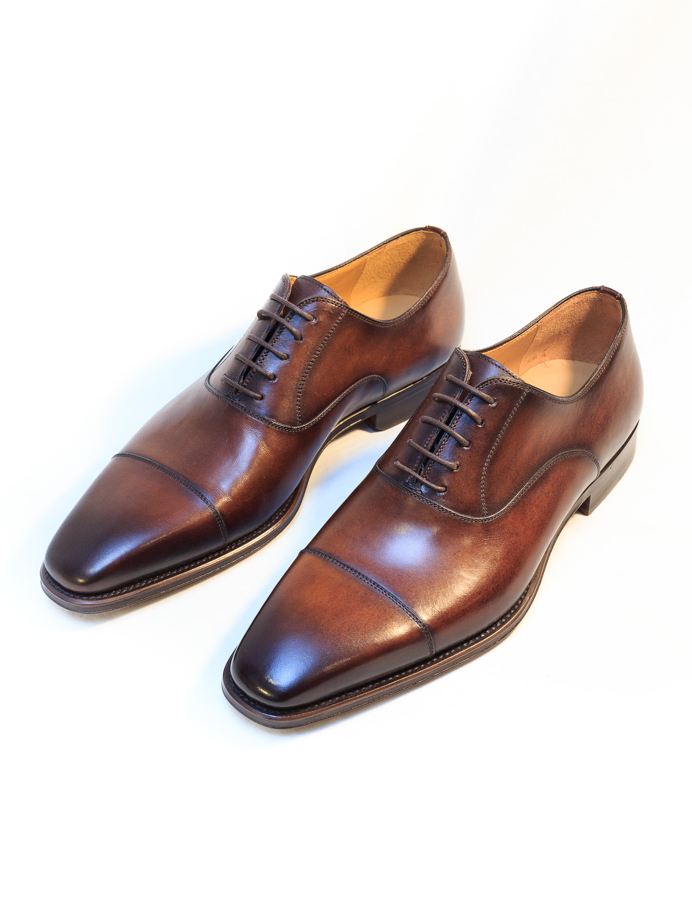 Classic Boutique Magnanni Dark Brown Oxford Shoes With Rubber Half Soles